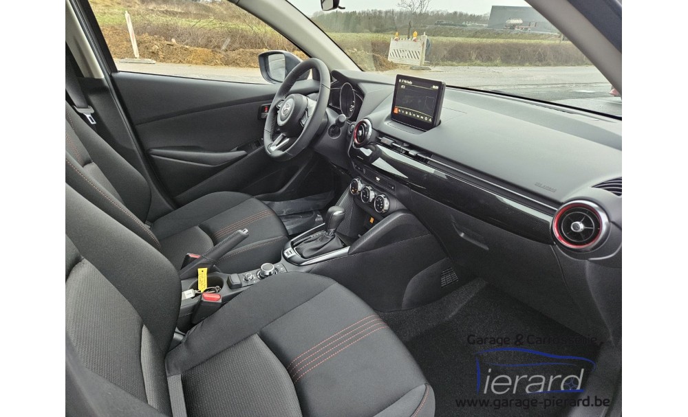 Neuve - Mazda 2 Homura AUTO